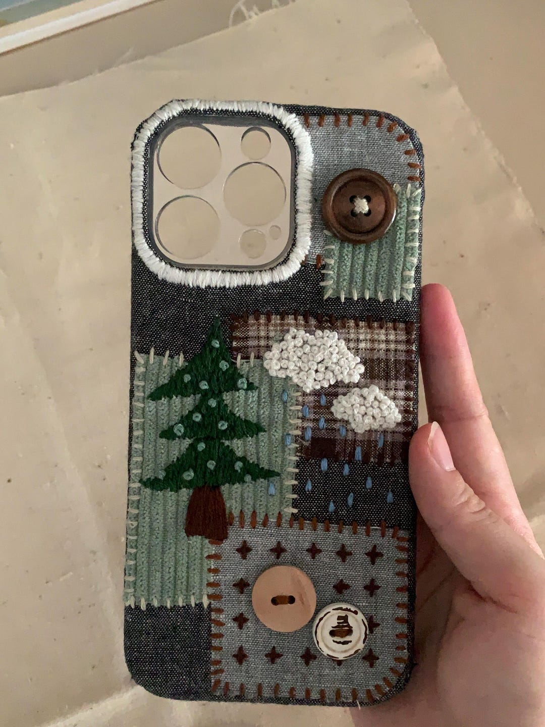 Handmade Embroidered Kit for Phone Case, Retro Green Patchwork Art ...