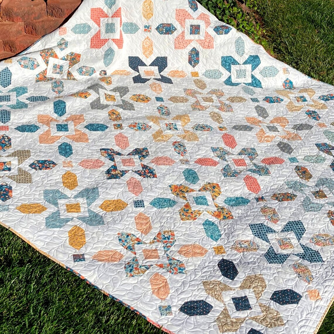 Crossing Paths PAPER Quilt Pattern Fat Quarter Friendly in 5 Size ...
