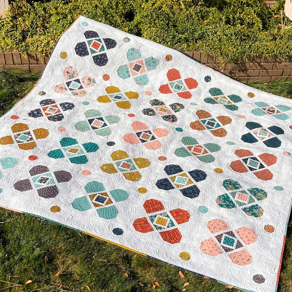 Tying the Knot - PDF Quilt Pattern - Fat Quarter Friendly in 6 Size ...