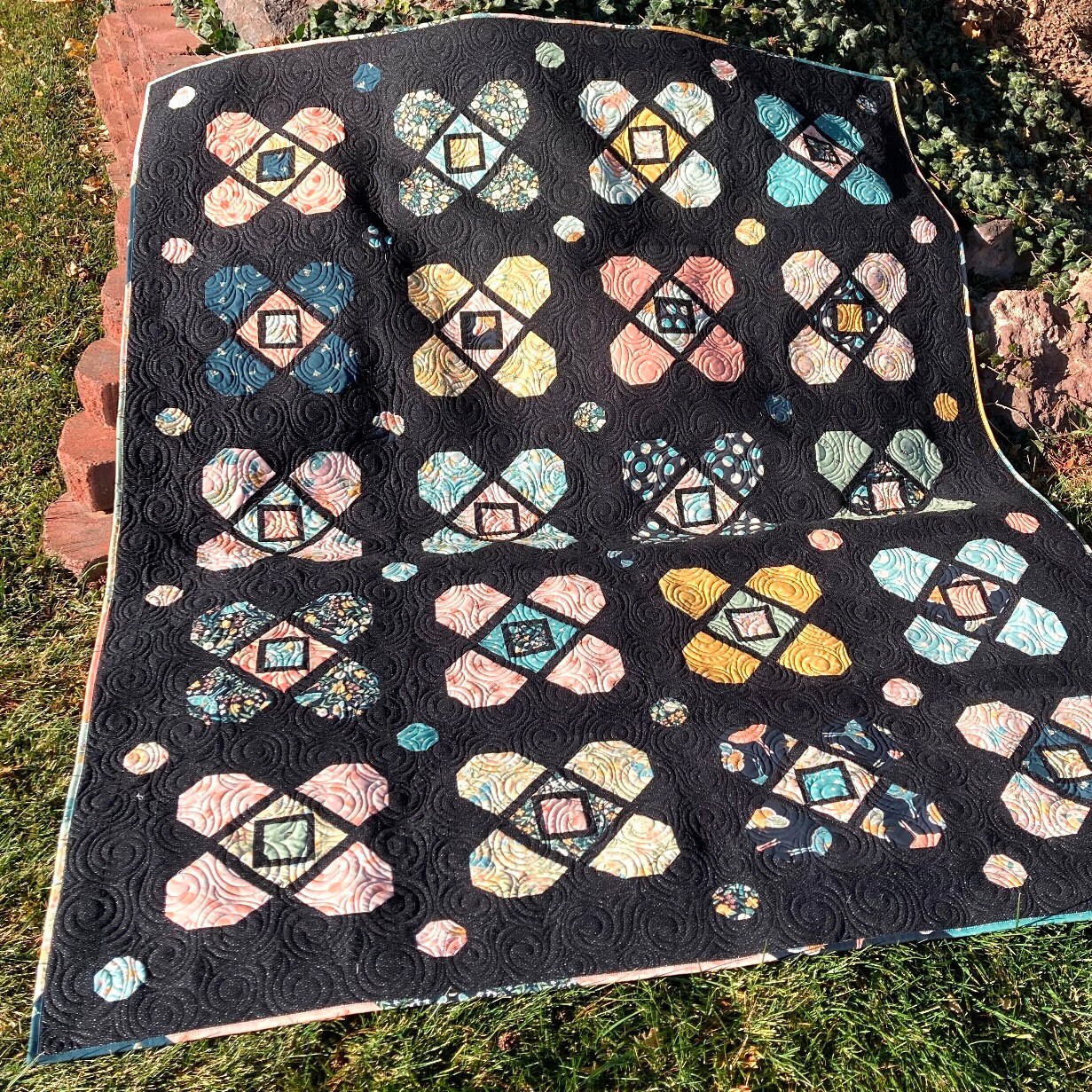 Tying the Knot - PDF Quilt Pattern - Fat Quarter Friendly in 6 Size ...