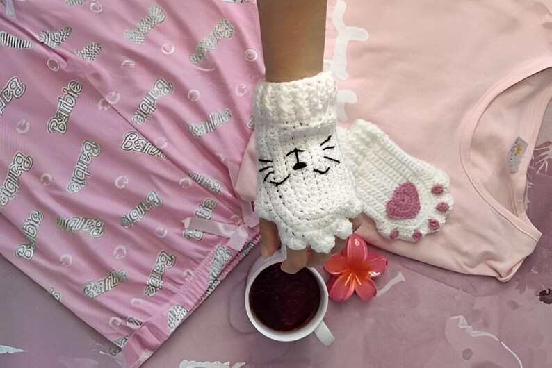 Crochet Cat Fingerless Gloves Pattern – Cute Paw Mittens, Cozy Hand ...
