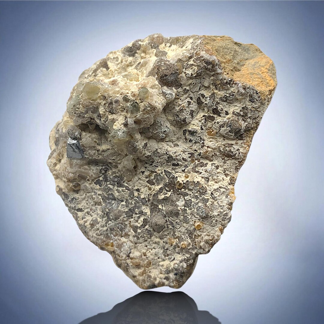 Aesthetic Natural Brucite Crystal Specimen From Killa Saifullah ...