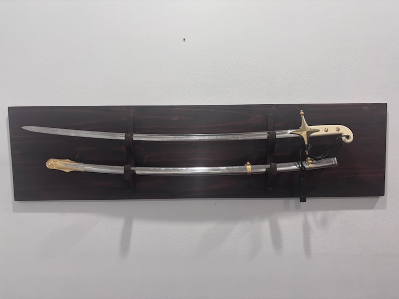 CUSTOMIZABLE Wall-mounted Sword Display for Military or Ceremonial ...