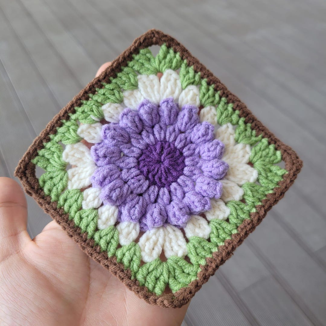 Handmade Crochet Granny Square: Purple Daisy Floral Motif - Etsy