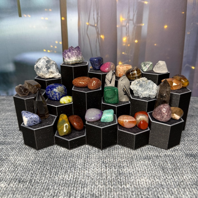 Rock Display Stand - Etsy