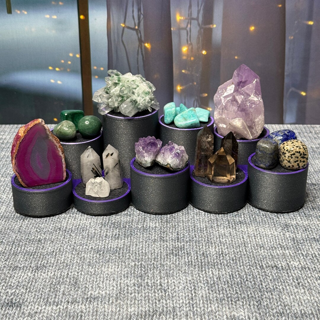 Customizable 9 Circle Crystal Display Stand (2" Diameter) - for Rocks ...