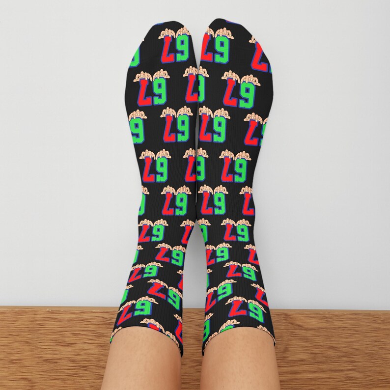 Funny 6 7 Meme Gift Socks, 6 7 67 Teen Boy Gifts, Trendy Viral Socks ...