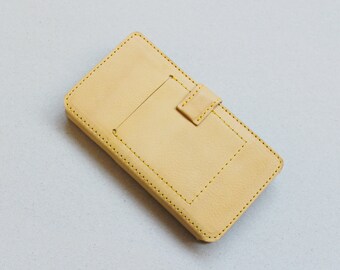 Book phone case | Etsy