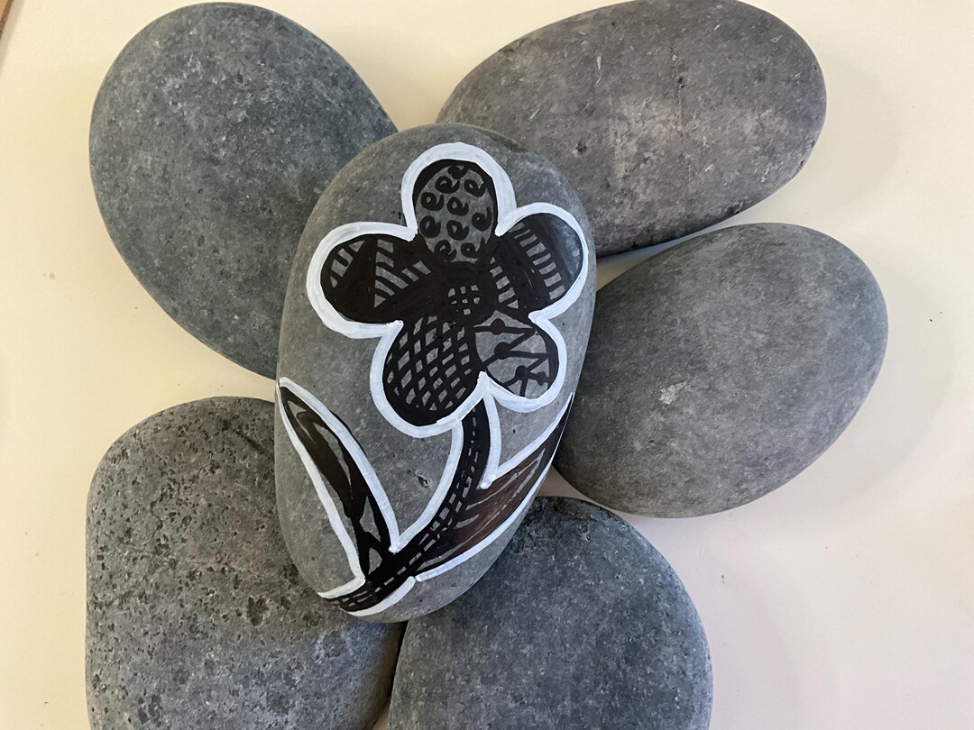 Hand-painted Zentangle Rocks - Etsy