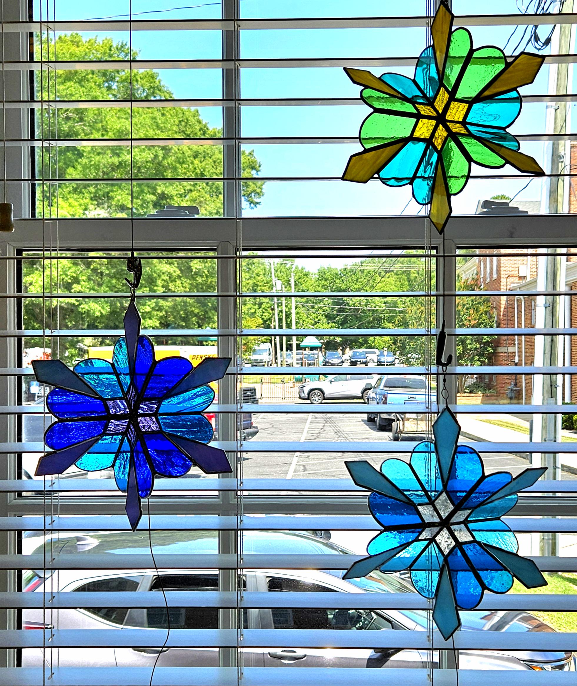 Stained Glass Star Suncatcher Wind Spinner, Stained Glass Art Gift ...