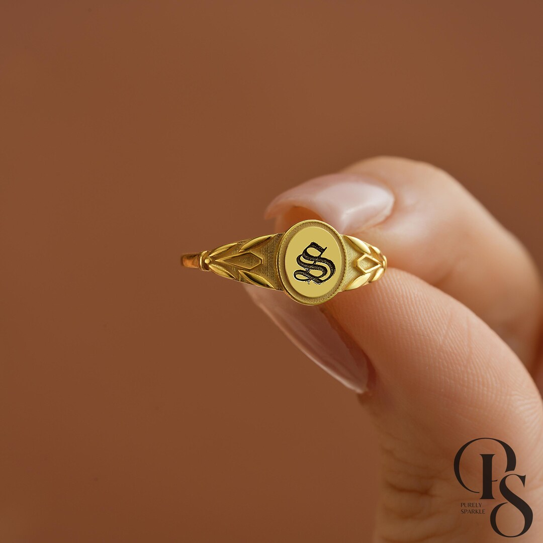 Personalized Initial Ring, Custom Initial Signet Ring, Dainty Goth ...