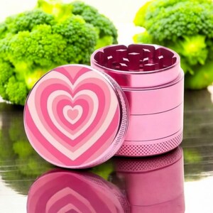 Pink Heart Herb Grinder – 4-piece Metal Grinder With Catcher – Cute ...