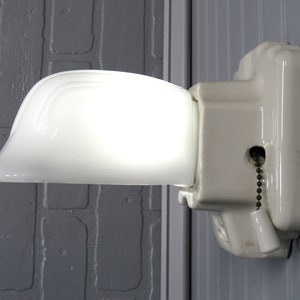 Vintage Art Deco Vanity Light Bathroom Wall Sconce, Porcelain Vanity ...