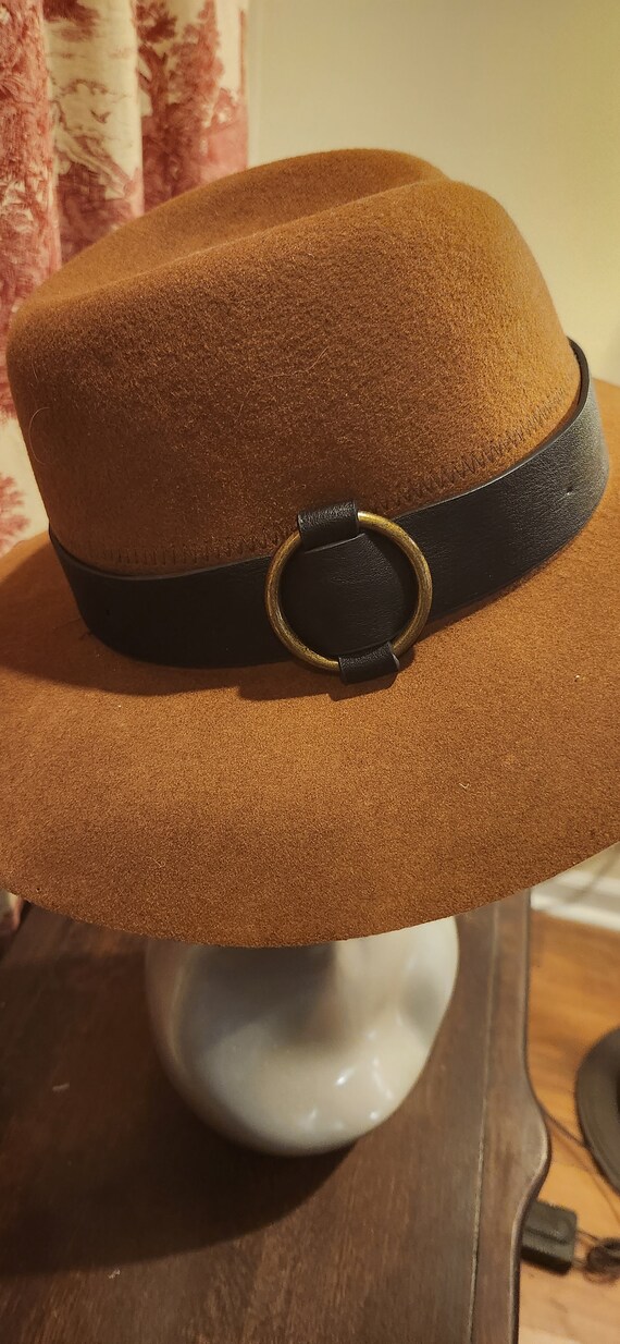 Stylish Vintage Wool Hat in Rust Color - Gem