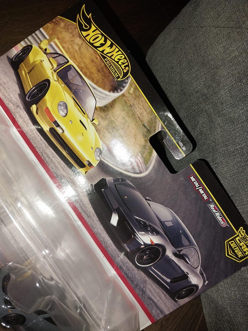 Hotwheels Premium Car Culture Porsche Twin Pack Yellow 993 GT2 and 718 ...