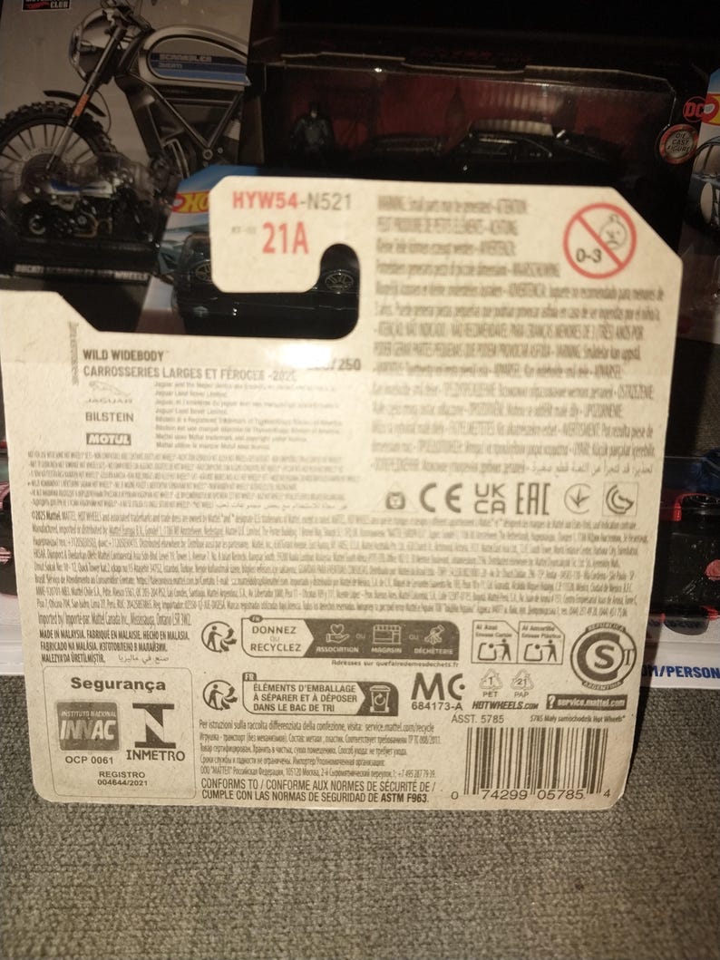 Hot Wheels Wild Widebody Jaguar XJC V12 Coupe: Rare Short Card ...