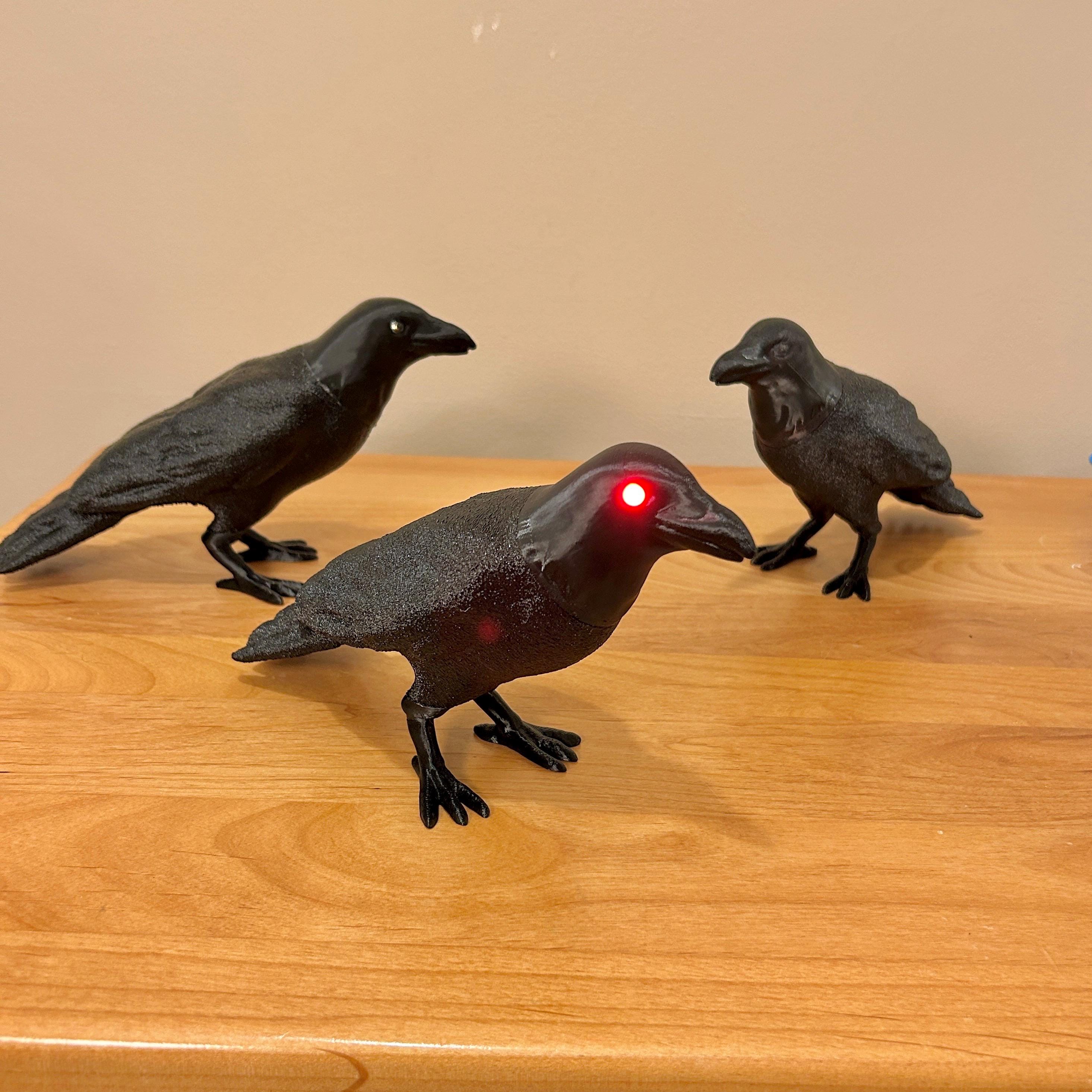 Crow With Glowing Red LED Eyes - Spooky Halloween Decoration - Gothic ...