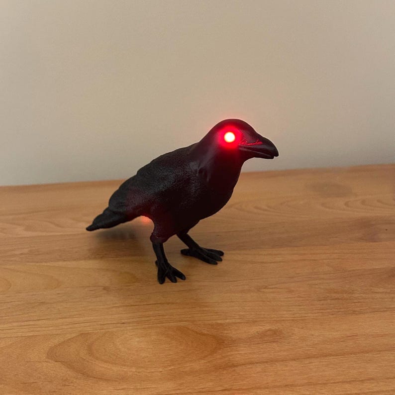 Crow With Glowing Red LED Eyes - Spooky Halloween Decoration - Gothic ...