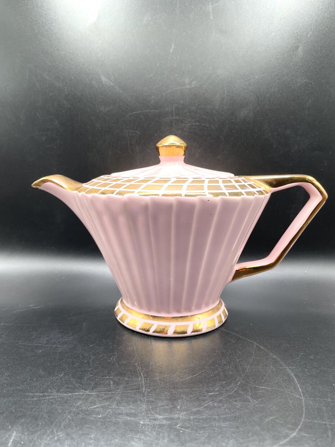 Sadler Pink Ribbed Teapot, Gold Checkered Trim, Made in England, 1950's ...