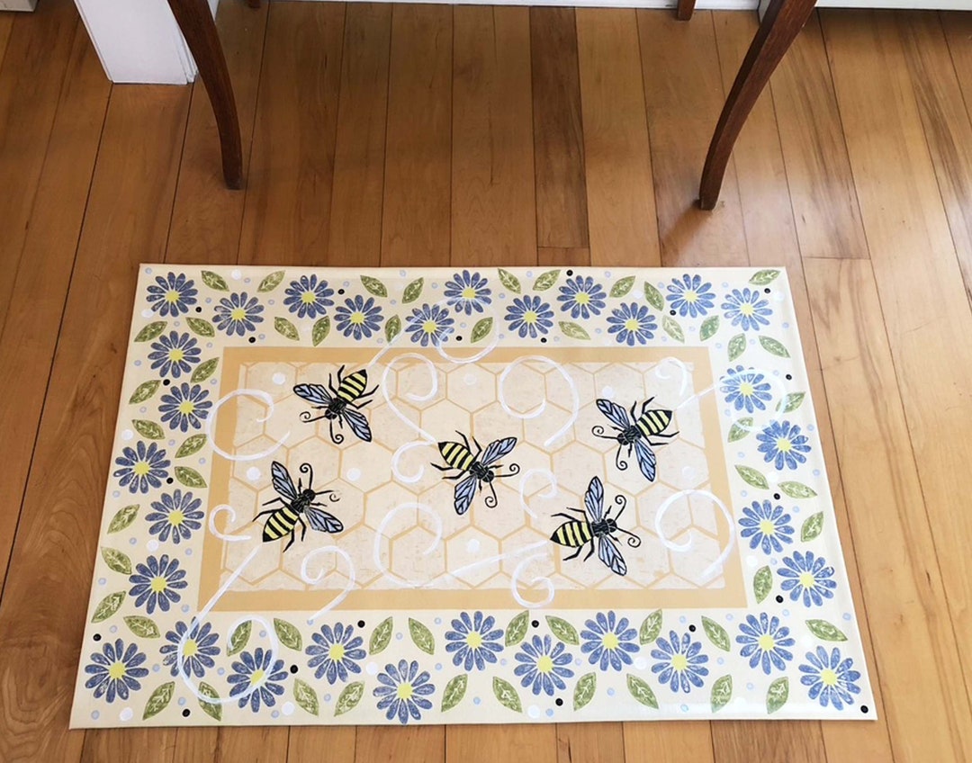 Buzzy Bees Floorcloth - Etsy