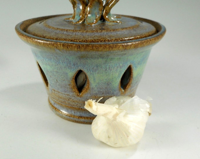 Ceramic Garlic Keeper Jar - Pottery Garlic Kitchen Canister - Stoneware ...