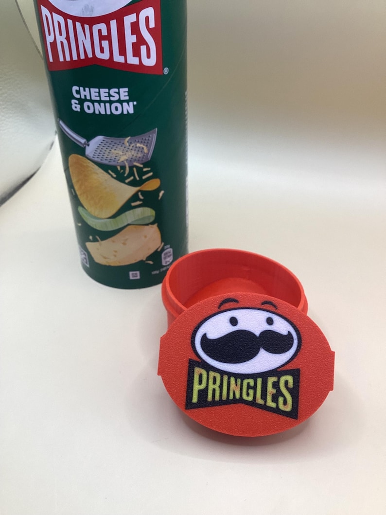 Made for Pringles to Go Chip Holder Red Lunch Box Pot Travel Container ...