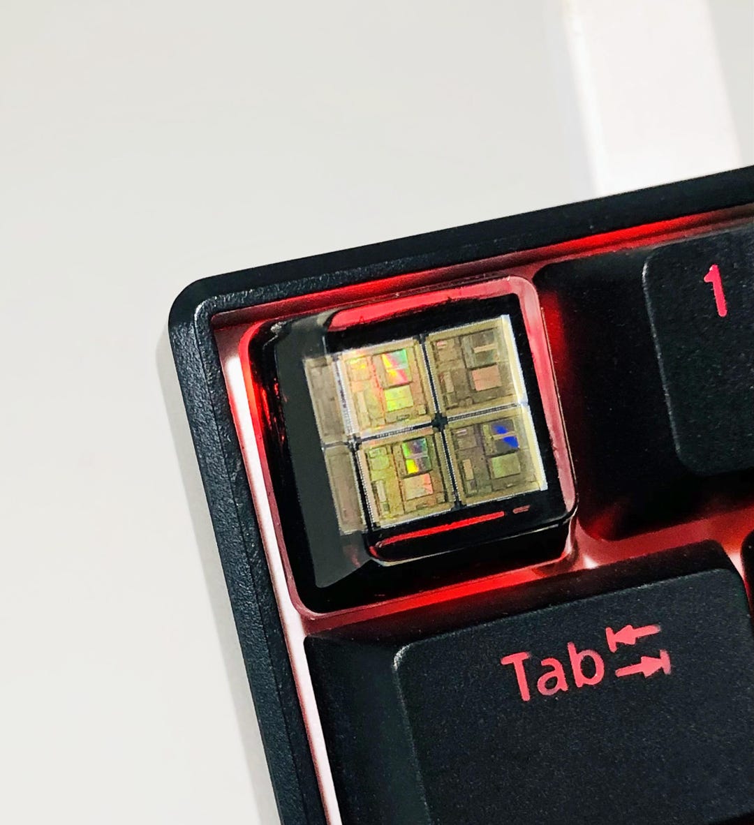 Handmade Cmos CPU Chip 4.0 Keycaps R4 Resin Keycap Backlit OEM Artisan ...