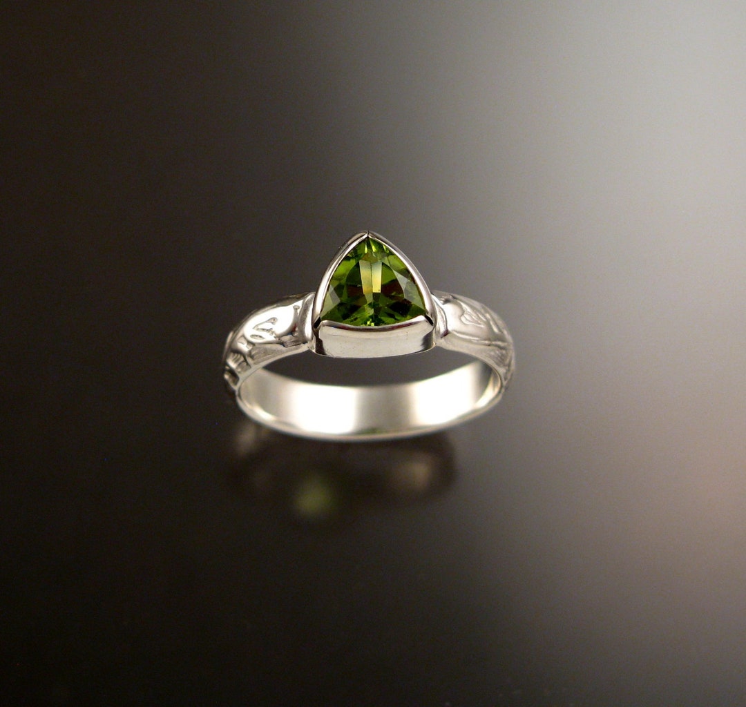 Peridot Triangle Ring 14k White Gold Victorian Bezel Set Stone Ring ...