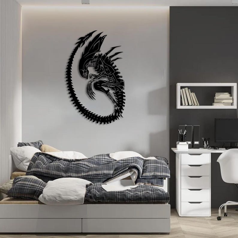 Xenomorph Metal Wall Art: Sci-fi Horror Decor - Etsy Australia