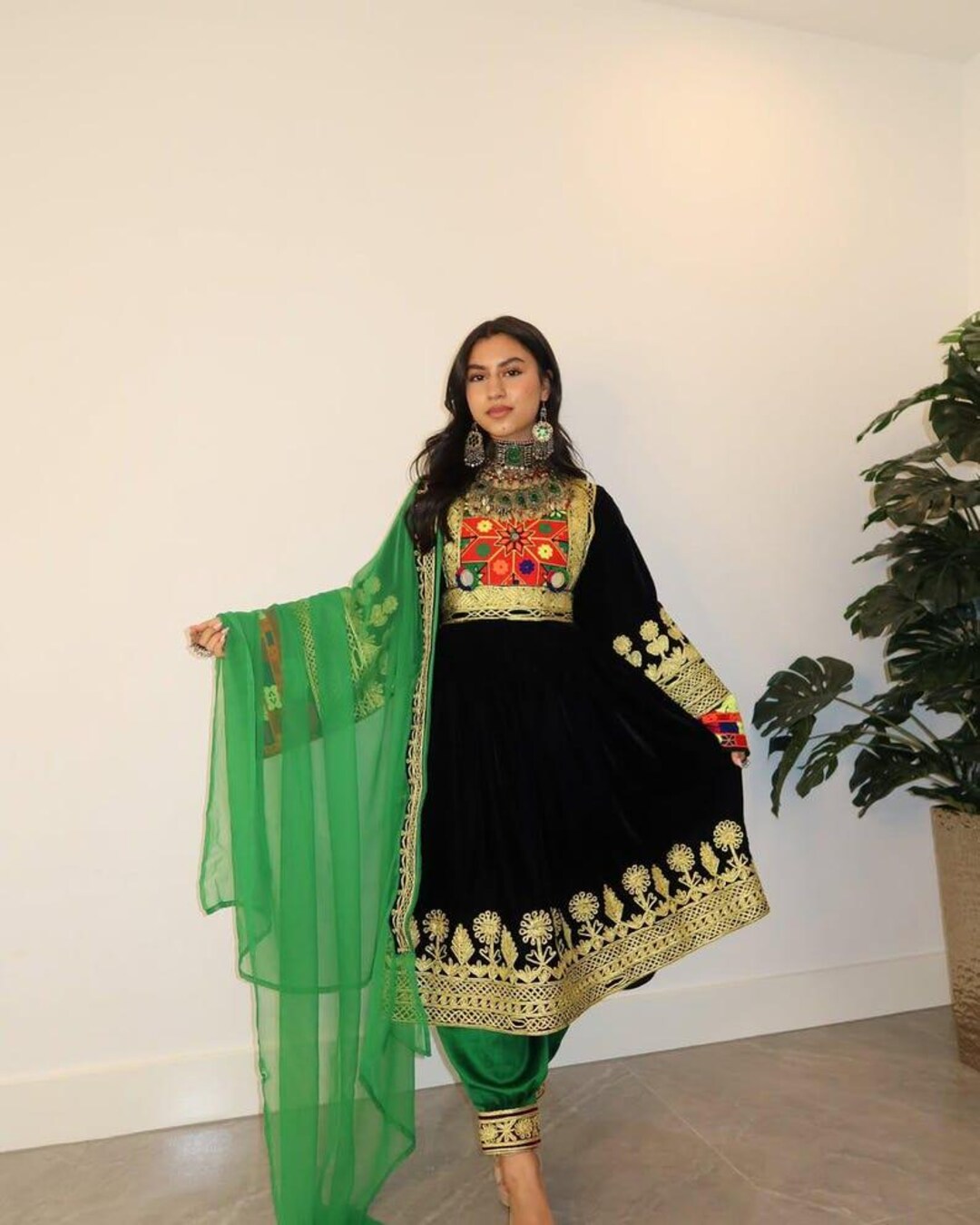 Afghan Traditional Dress Charma Embroidery Afghan Style Afghan Fashion ...
