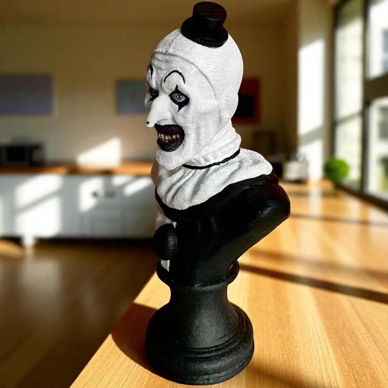 Terrifier Clown Resin Statue – Horror Figure for Halloween Decor ...