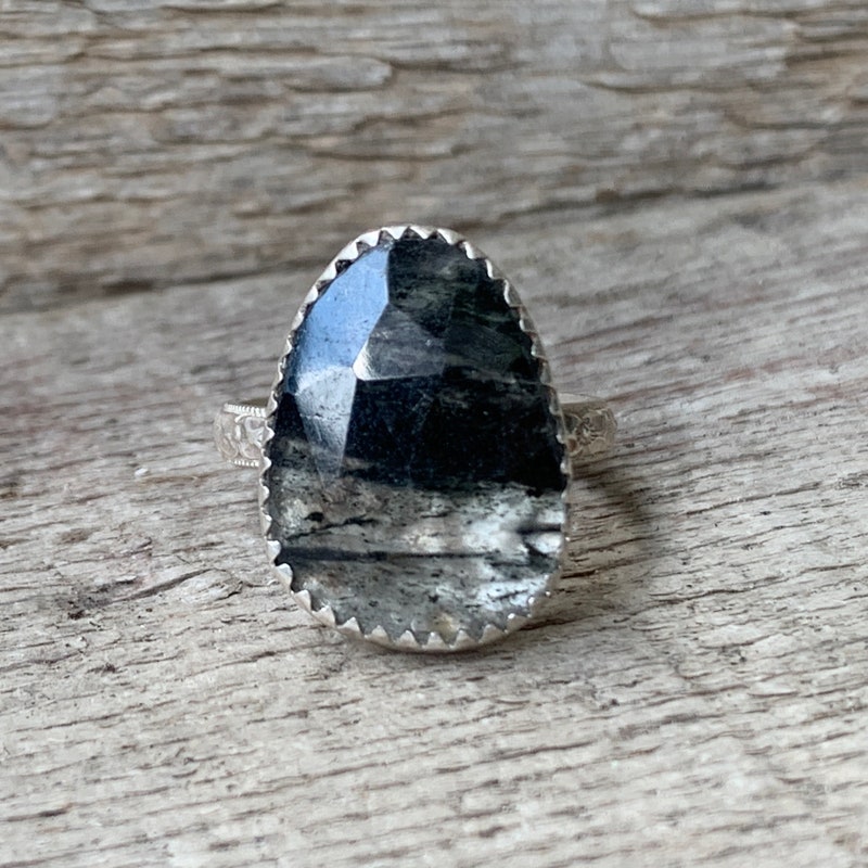 Edgy Ring - Etsy