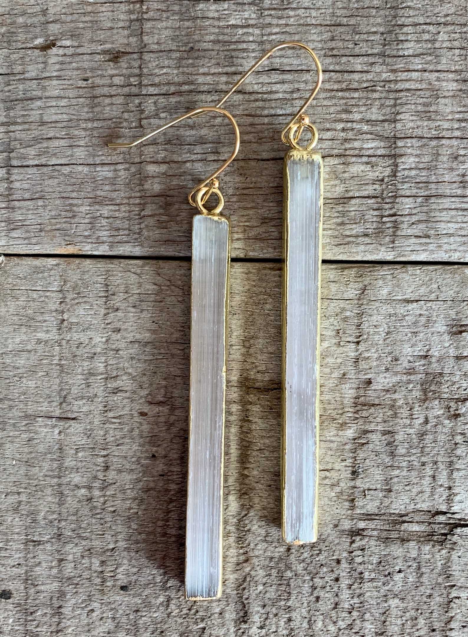 Elegant White Selenite Crystal Gold Dipped Dangle Earrings and Necklace ...