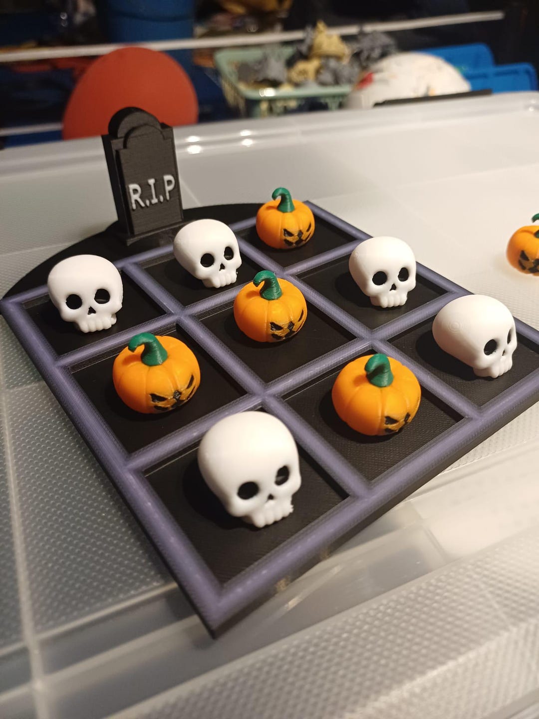 Spooky Tic-tac-toe: Pumpkins Vs. Skulls Edition! (with Commercial ...