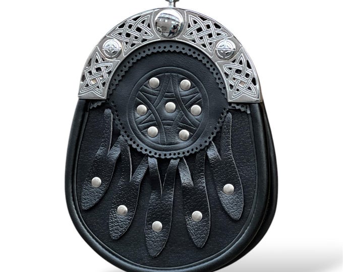 Handcrafted Old-style Leather Sporran – Traditional Highland Accessory ...