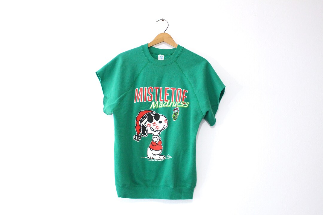 Vintage Snoopy Mistletoe Madness Sweatshirt Medium - Etsy