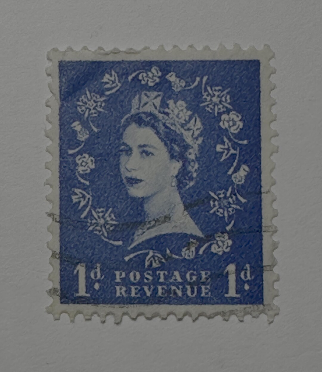 Great Britain One Penny Postage Stamp Featuring Queen Elizabeth II. - Etsy