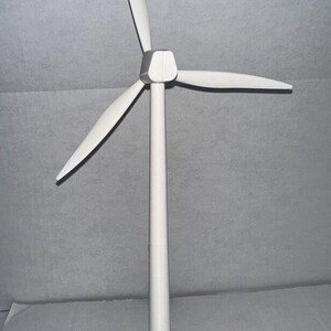 HO Scale Wind Turbine / Modern Windmill Generator White Detailed Model ...