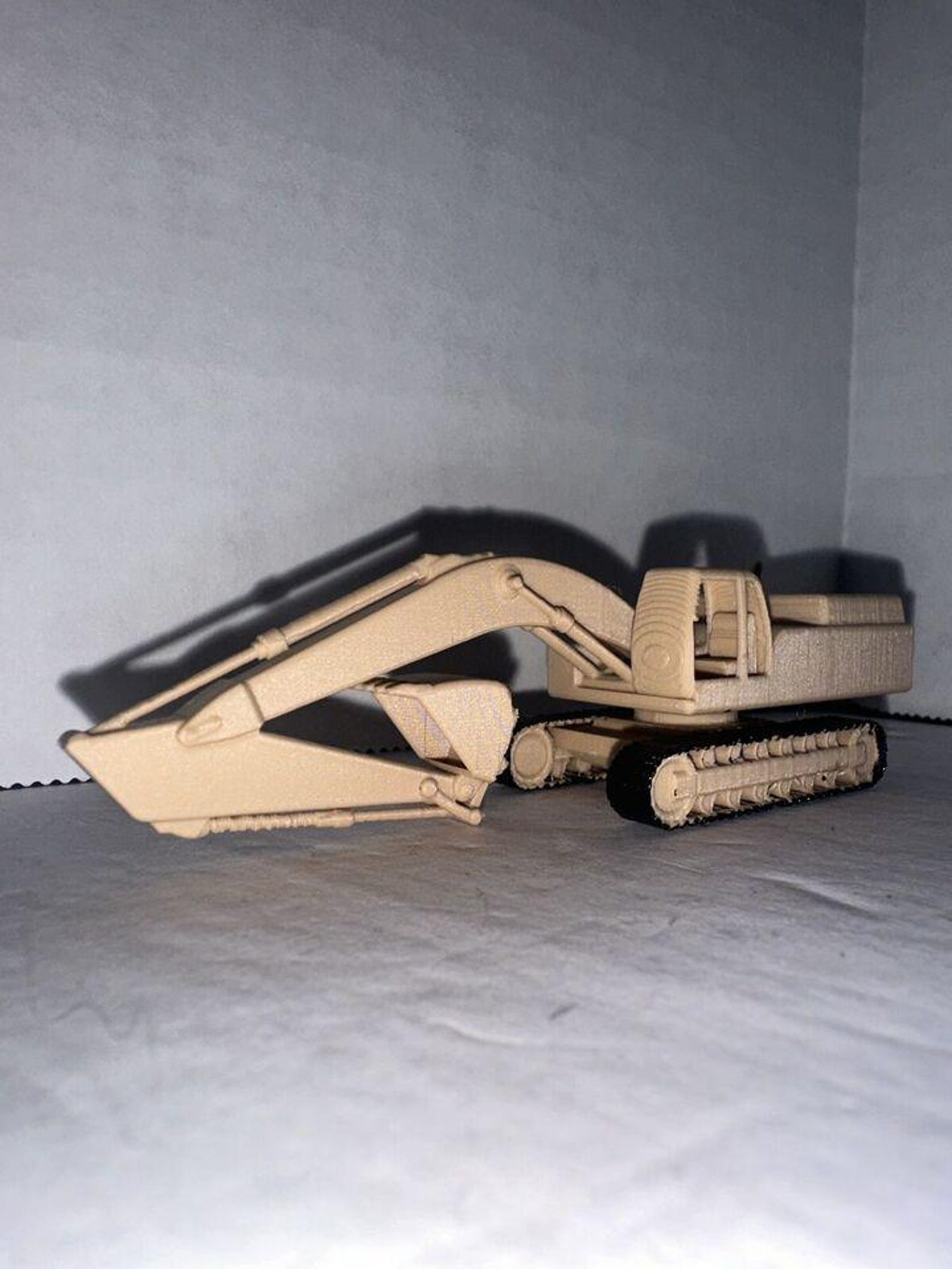 HO - Scale Excavator / Digger 1:87 Truck / Construction Vehicle for 1/ ...