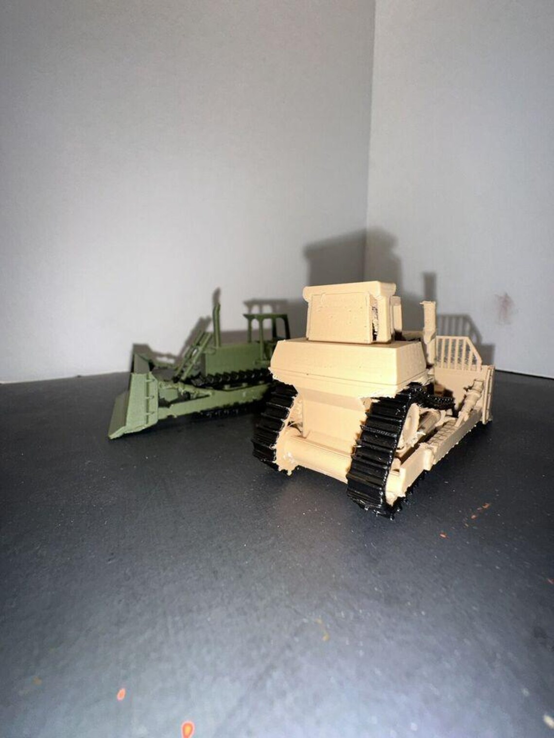 HO Scale Bulldozer (2 - Pack) 1:87 Model Railroad Truck Construction ...