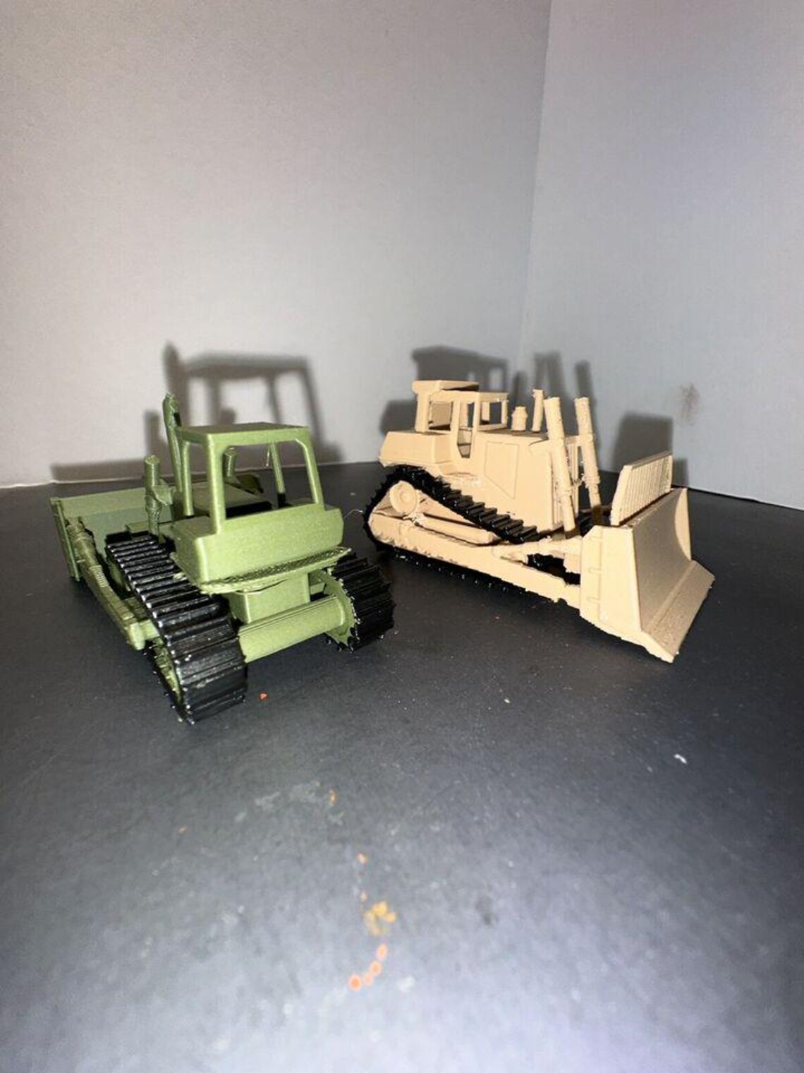 HO Scale Bulldozer (2 - Pack) 1:87 Model Railroad Truck Construction ...