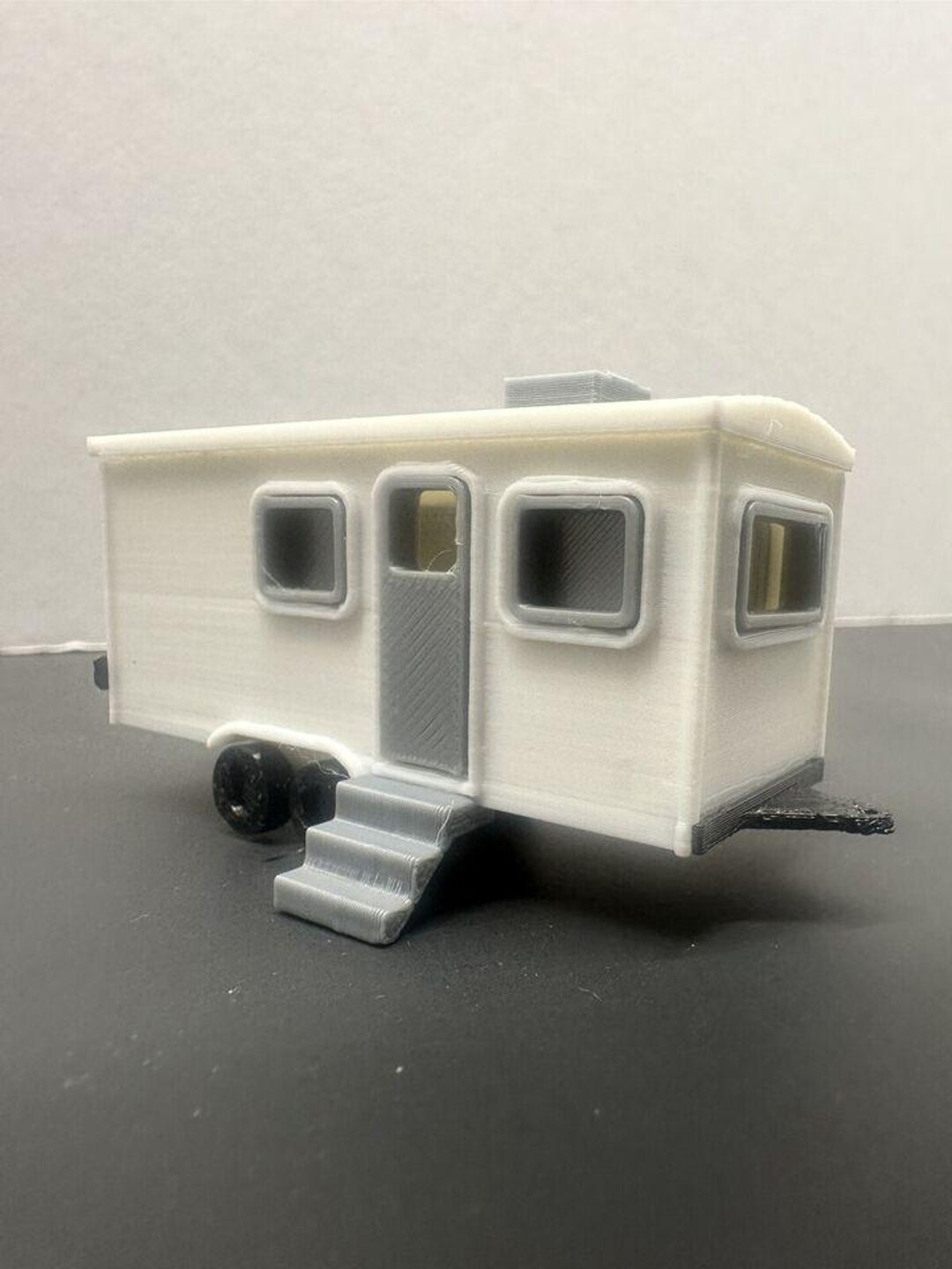 HO - Scale Camper / Camping Trailer Modern RV Winnebago 1:87 Detailed ...