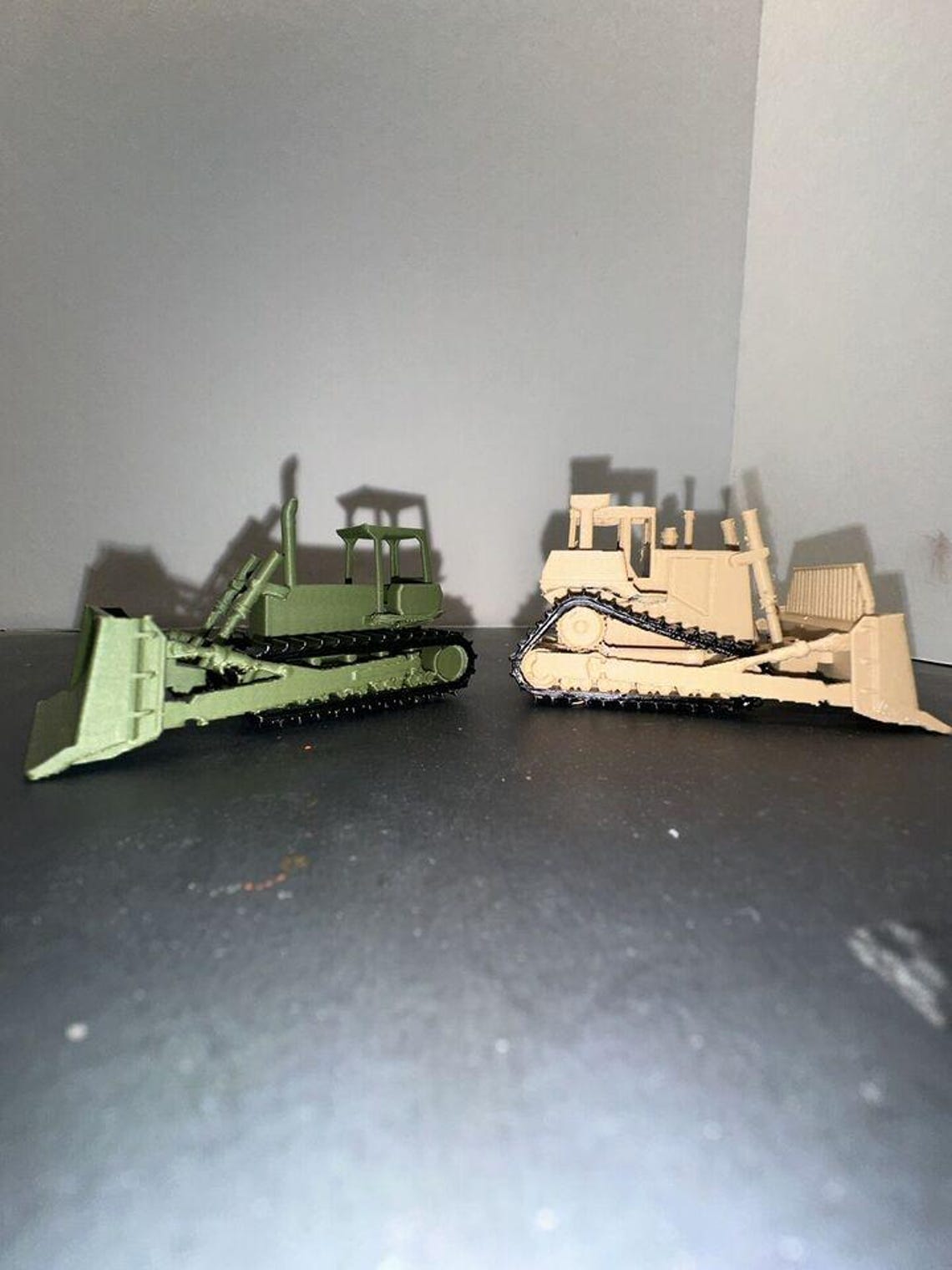 HO Scale Bulldozer (2 - Pack) 1:87 Model Railroad Truck Construction ...