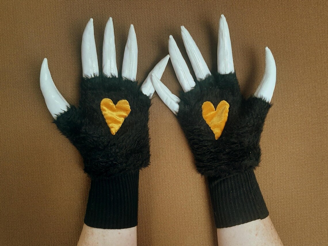 Husk Style Cosplay Gloves Pattern, Paw Pattern for Costume Making ...