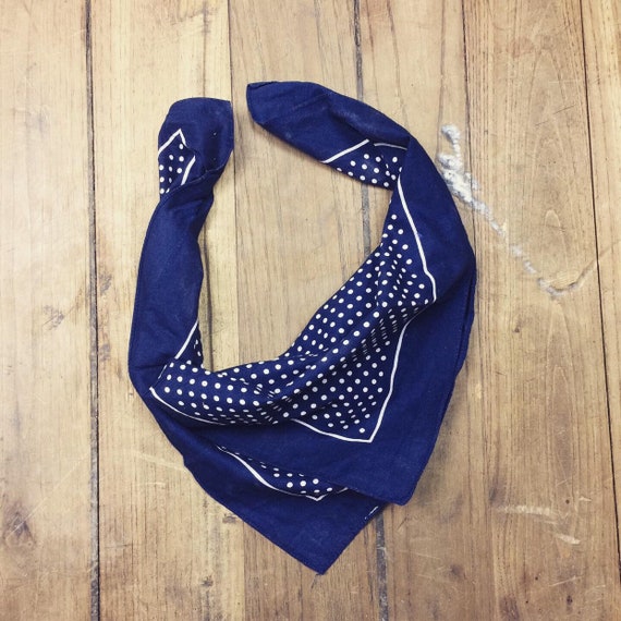 Small spotted Dutch dead stock bandana. Navy and whit… - Gem