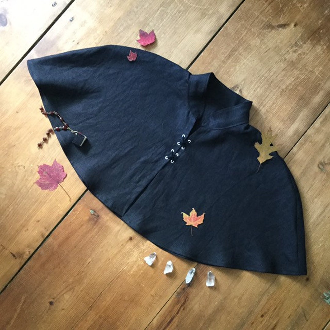 Ladies Linen Medieval Victorian Mourning Cloak Mantle Short Cape ...