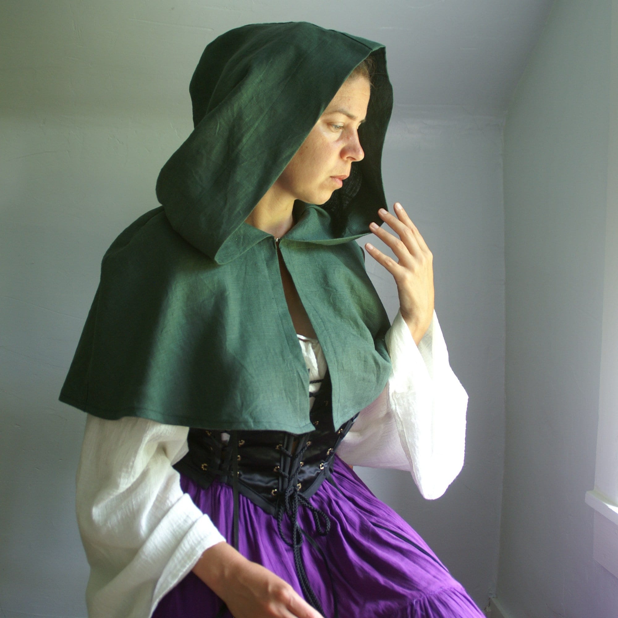 Ladies linen medieval hooded mantle hood short cape capelet | Etsy