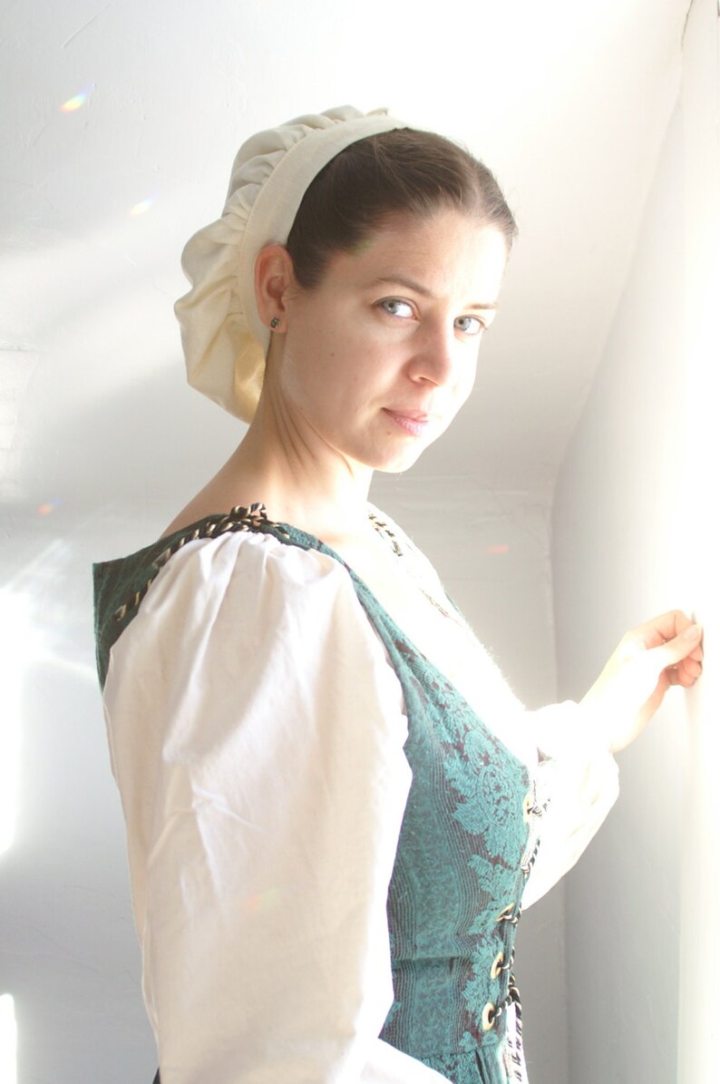 Renaissance muffin cap hat medieval caul off white linen | Etsy