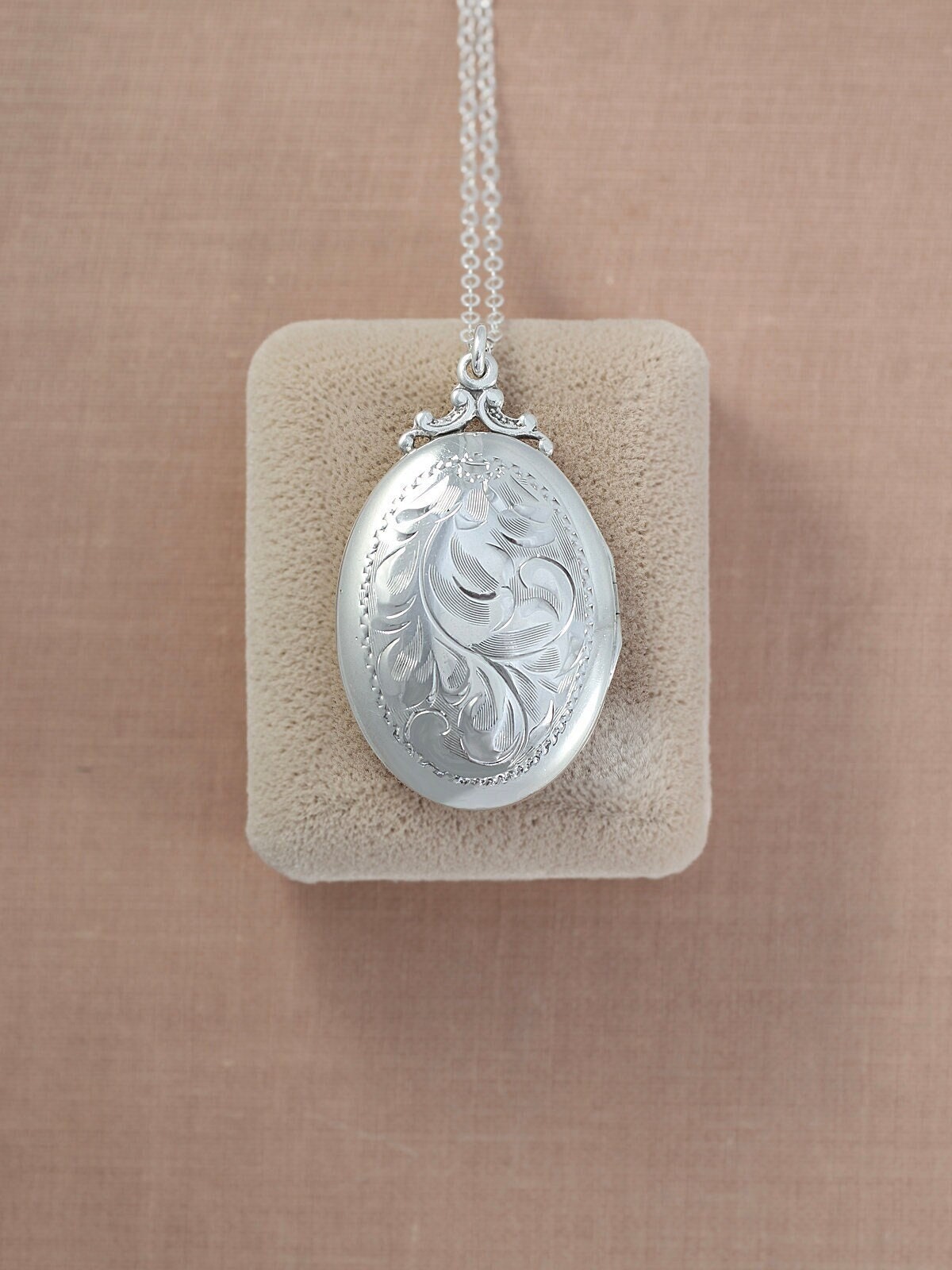 Sterling Silver Locket Necklace, Timeless Oval Vintage Photo Pendant ...
