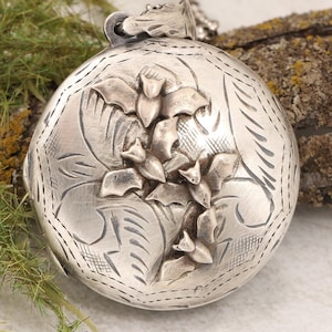 Bat Locket, Moon Locket, Bat Pendant, Locket Necklace, Bat Jewelry ...